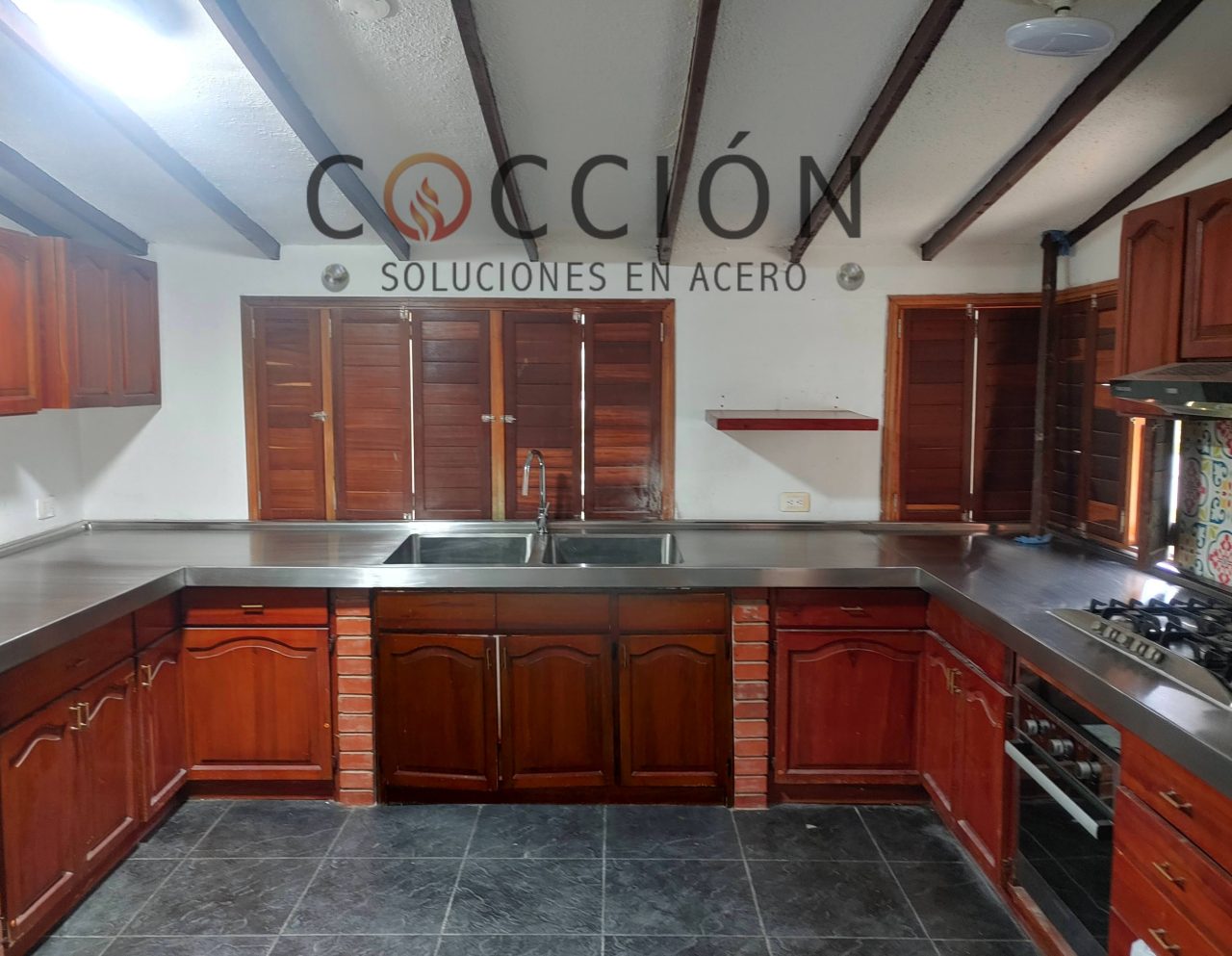 mesón acero inoxidable Mesones en acero inoxidable